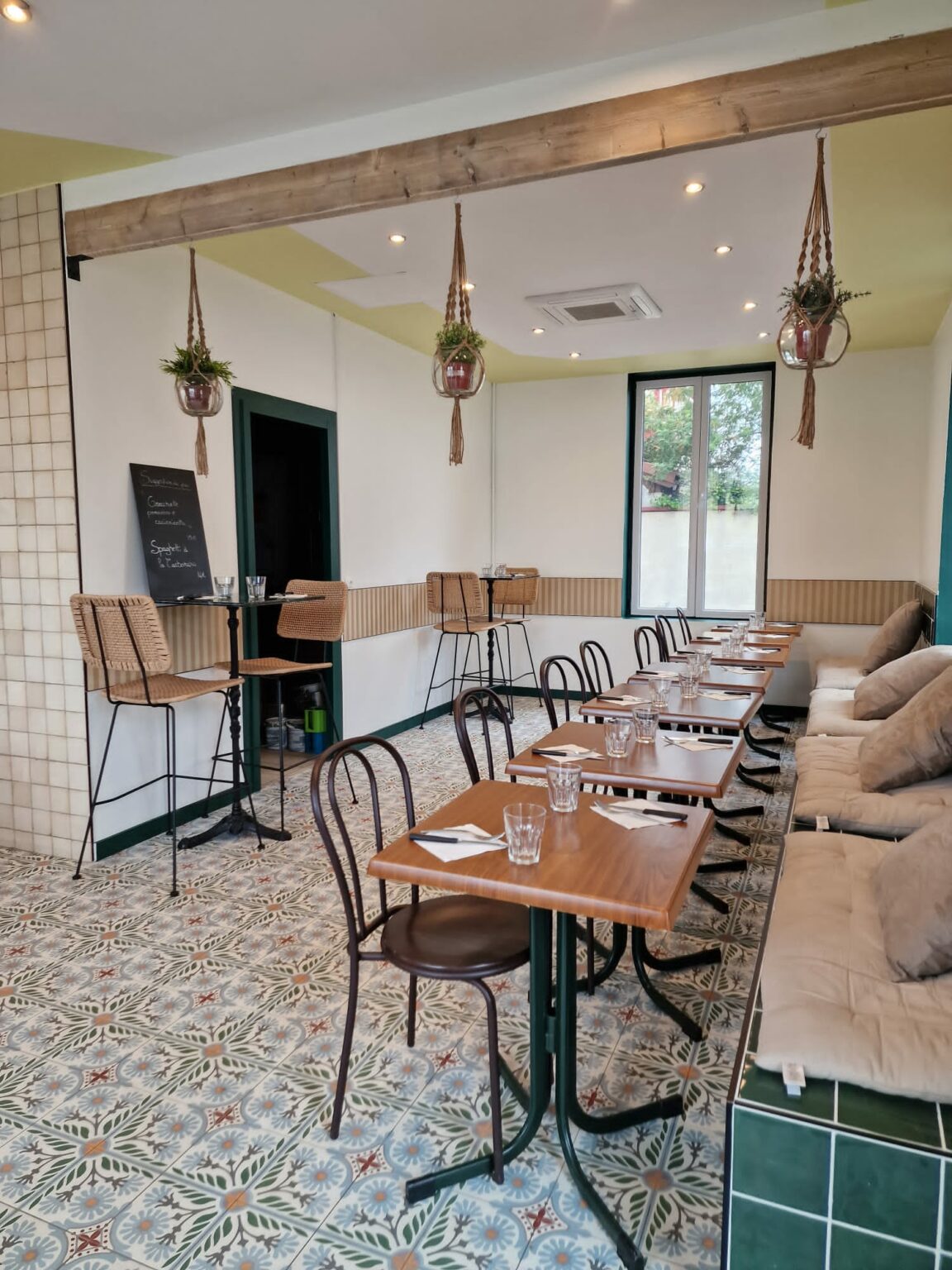 Restaurant Casa Lula à Lyon 8ème avec une terrasse de 400m²